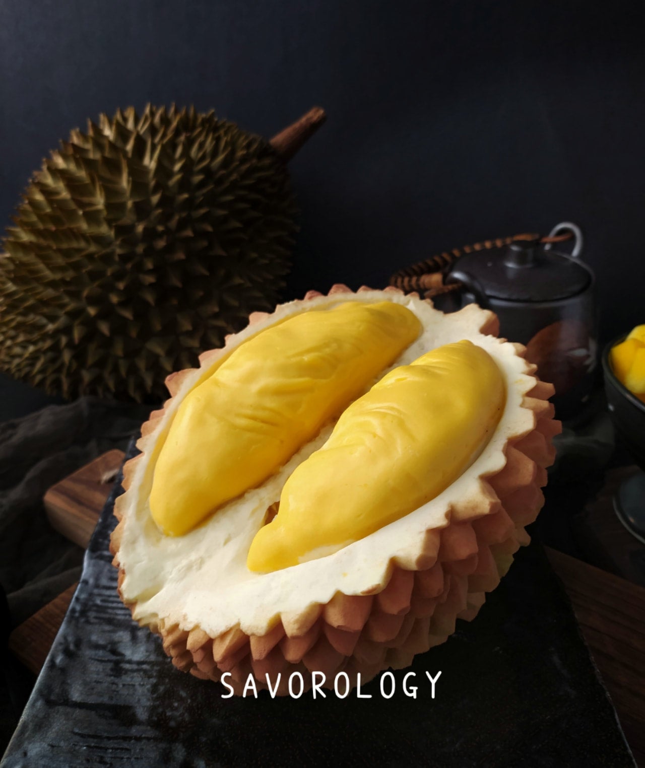 Durian Bomb 榴莲乳酪慕斯 | Savorology Artisan Bakery